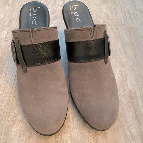 b.o.c. | Shoes | Boc Grey Suede Mules With Thick Black Buckle | Poshmark
